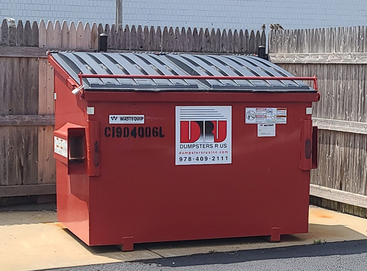 Front Load Dumpsters | Dumpsters R Us, Inc
